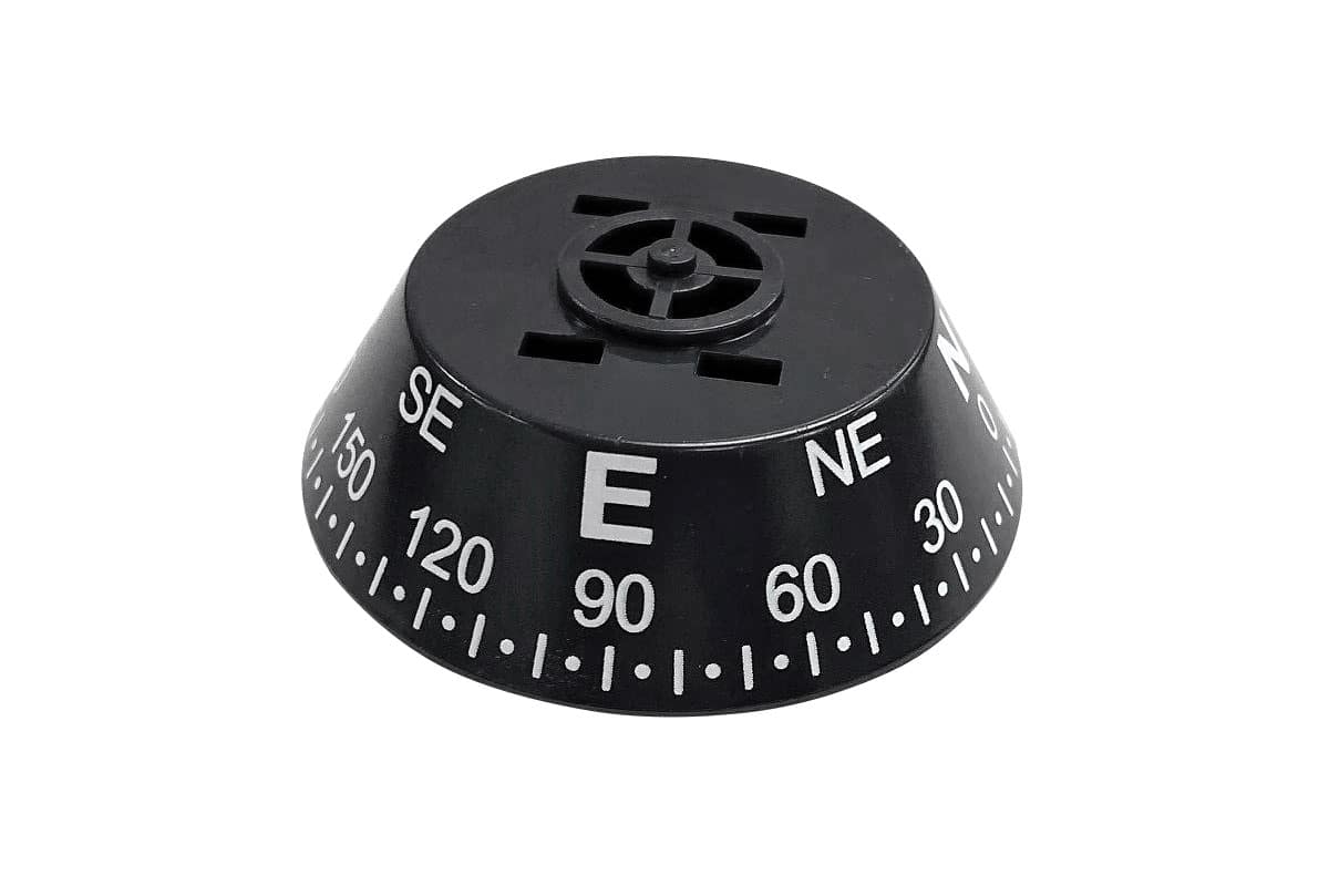 What To Look For When Buying a Compass for Your Boat
