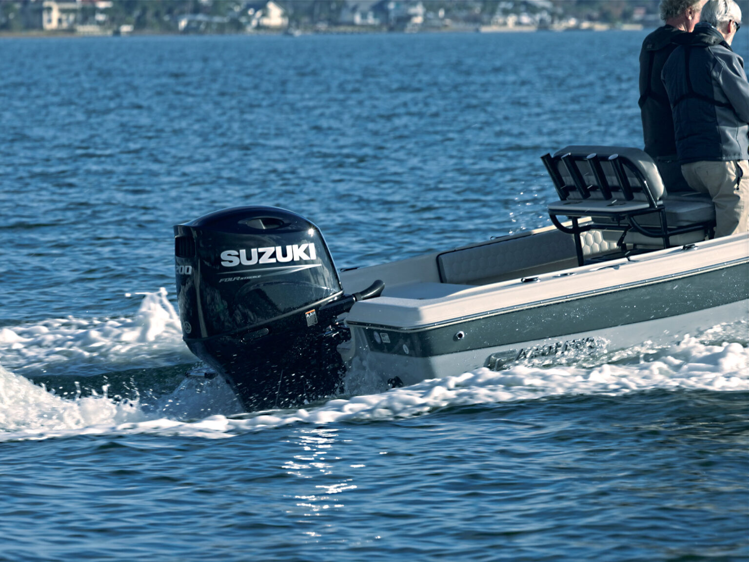 Suzuki V-6 vs. Inline-4 Outboard Test