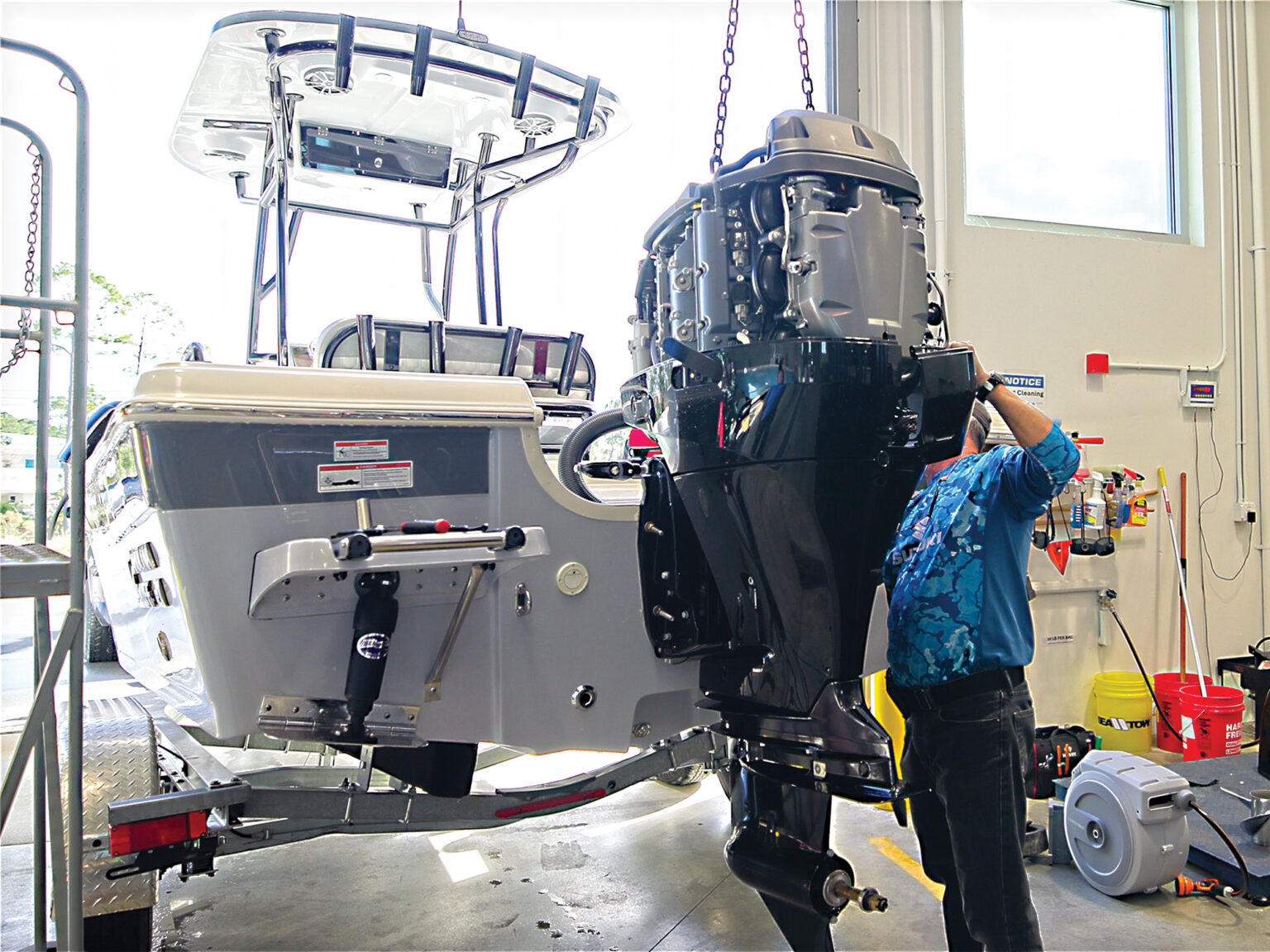 Suzuki V-6 vs. Inline-4 Outboard Test