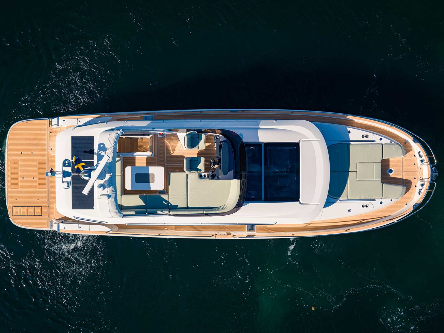 2025 Nimbus 495 Flybridge Boat Test, Pricing, Specs